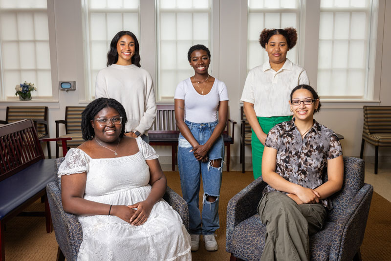 Six Students Win Prestigious Gilman Scholarships | SUNY Geneseo